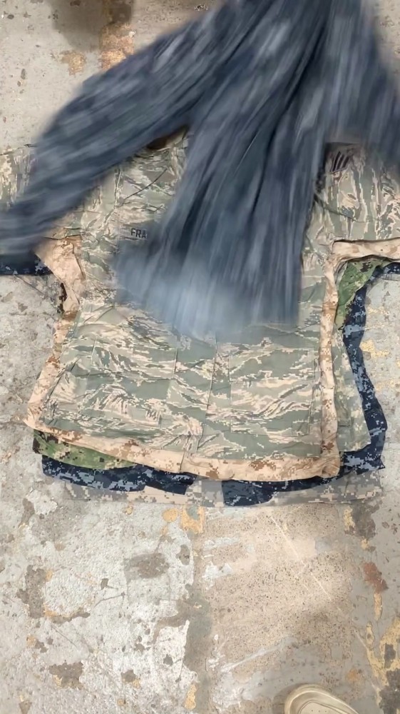 DIGITAL CAMO ARMY / MILITARY PRINT SHIRTS - GRADE AB - 35PC